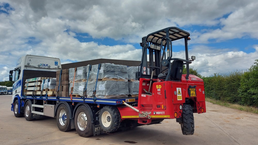 About us - DLR Transport